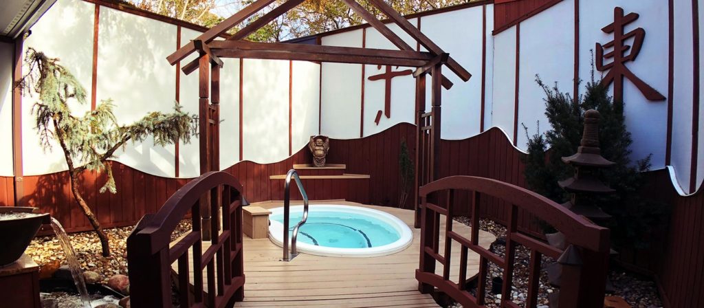 Reservations - Oasis Hot Tub Gardens